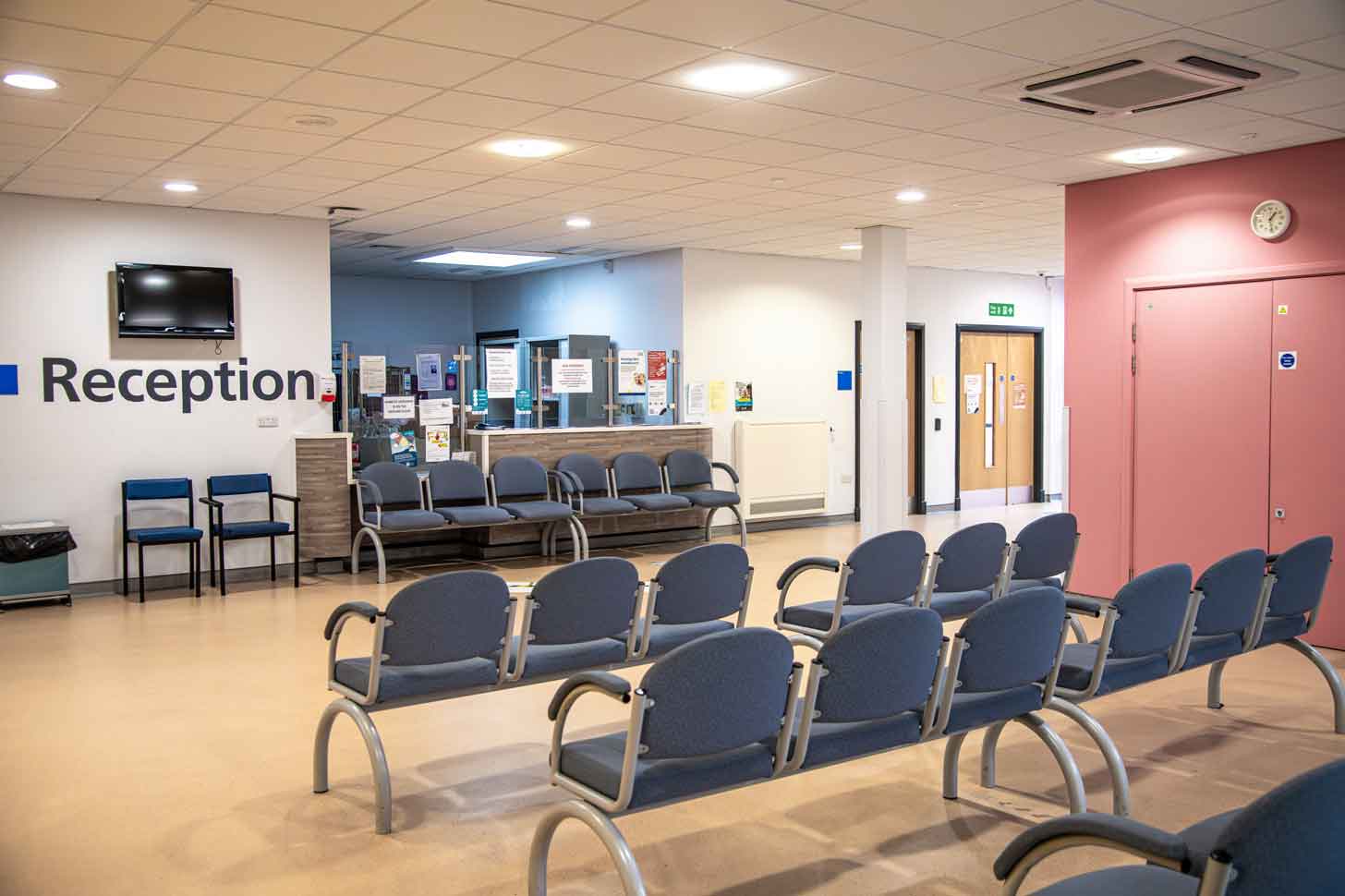 England's new '10-minute clinics' treat mental health crises ...